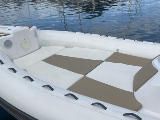 Location Semi-rigide Capelli Tempest 1000 (2014) à Mandelieu-la-Napoule ...